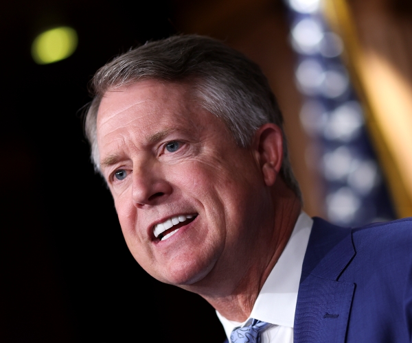 Sen. Marshall to Newsmax: Farmers trust Trump in China talks