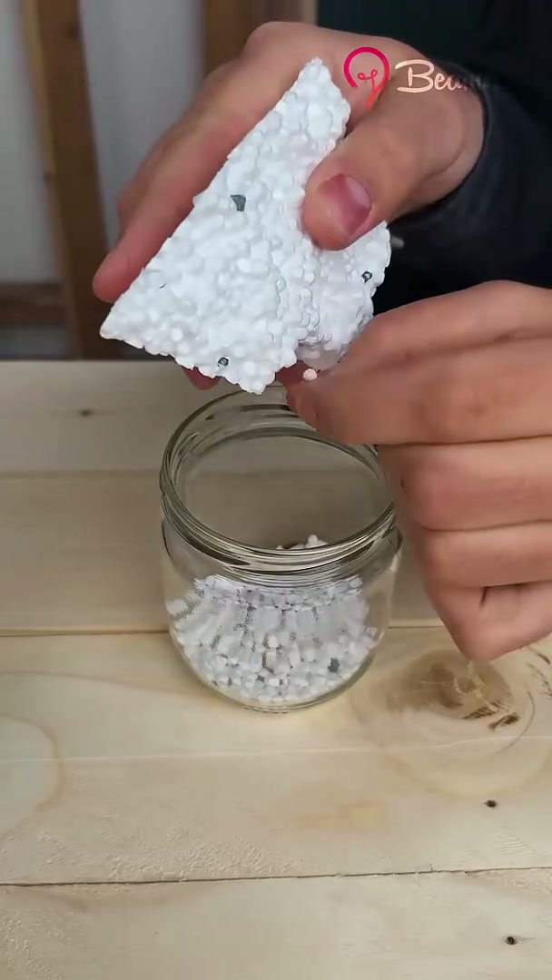 DIY method to find an inner tube leak #diy #innertube #trick