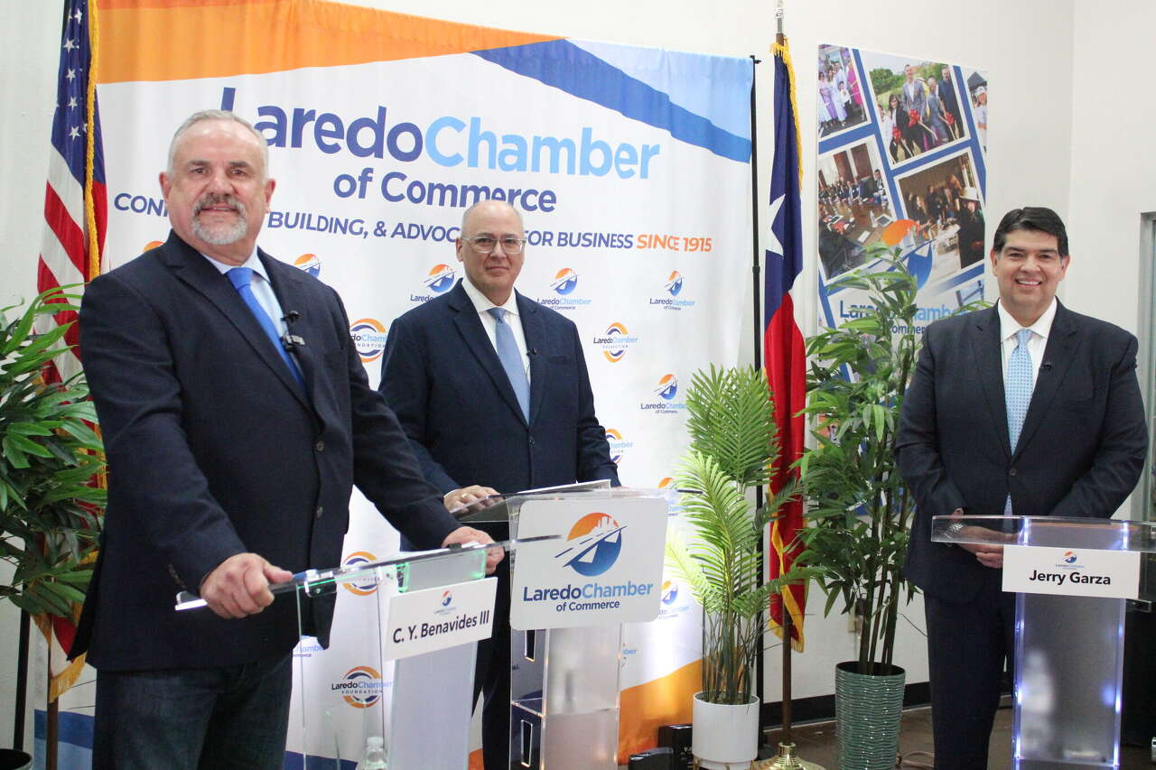 Webb County judge candidates spar ahead of runoff