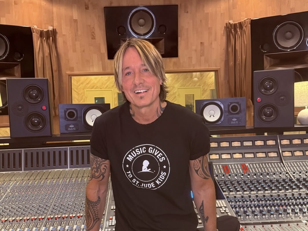 Still the face of country? Keith Urban's ACM Awards role sparks fresh ...