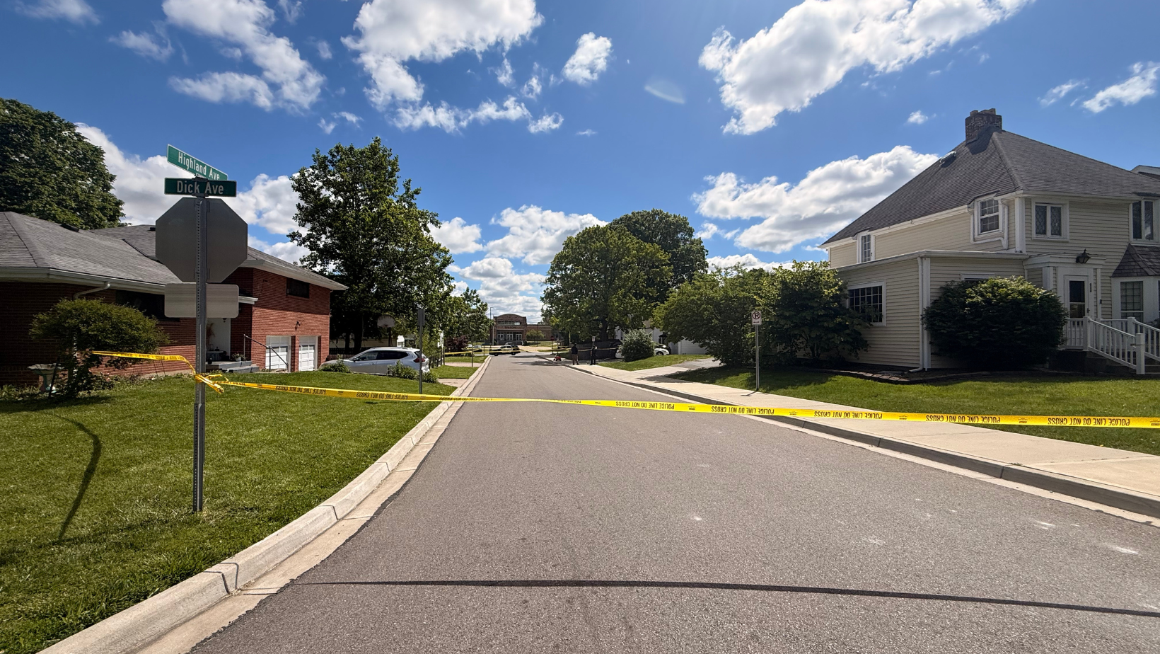 Police: 1 dead after shooting in Hamilton; no threat to public