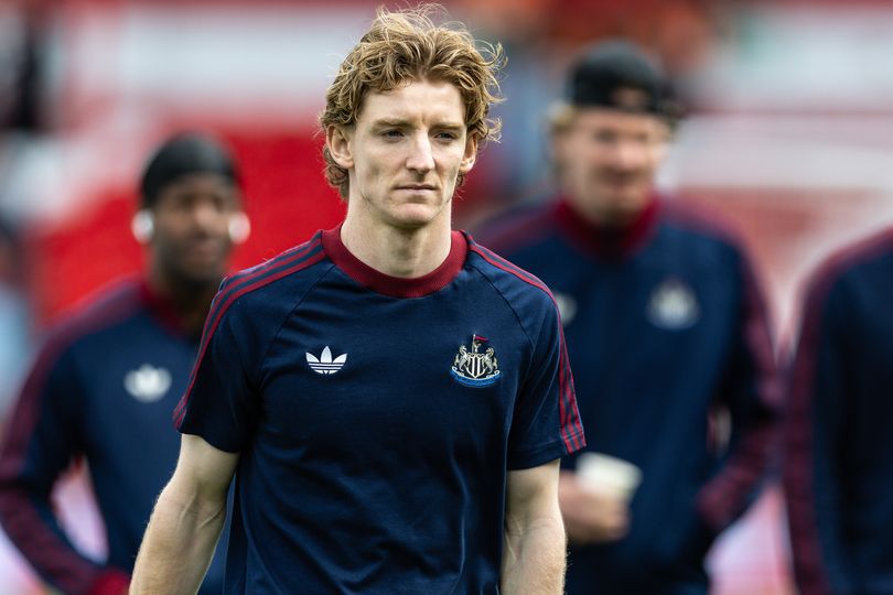 Everton has clever Anthony Gordon transfer clause as Liverpool faces ...