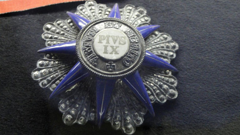 Vatican gave Iranian ambassador diplomatic honor, but Pope Leo XIV didn ...