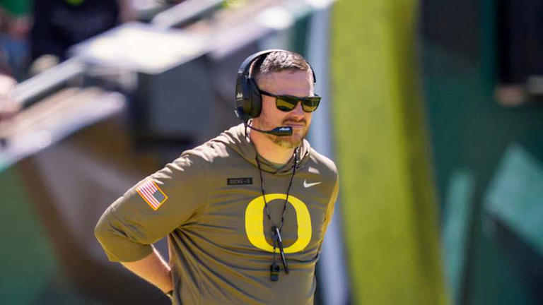 Oregon Ducks enter new season with nation-leading streak