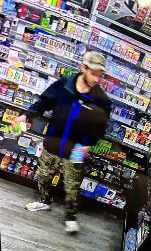 Colbert County deputies capture armed suspect after convenience store ...