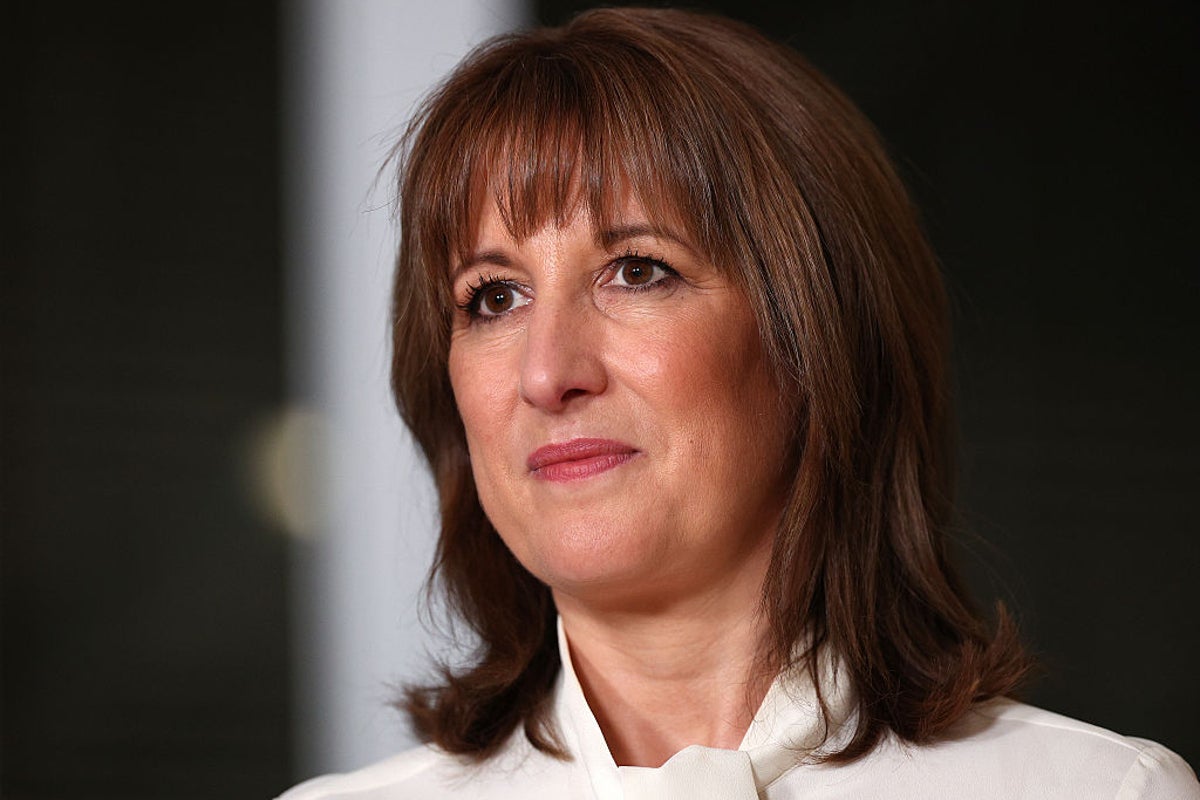 Reeves warns now 'not the time' for change amid Labour leader rumours