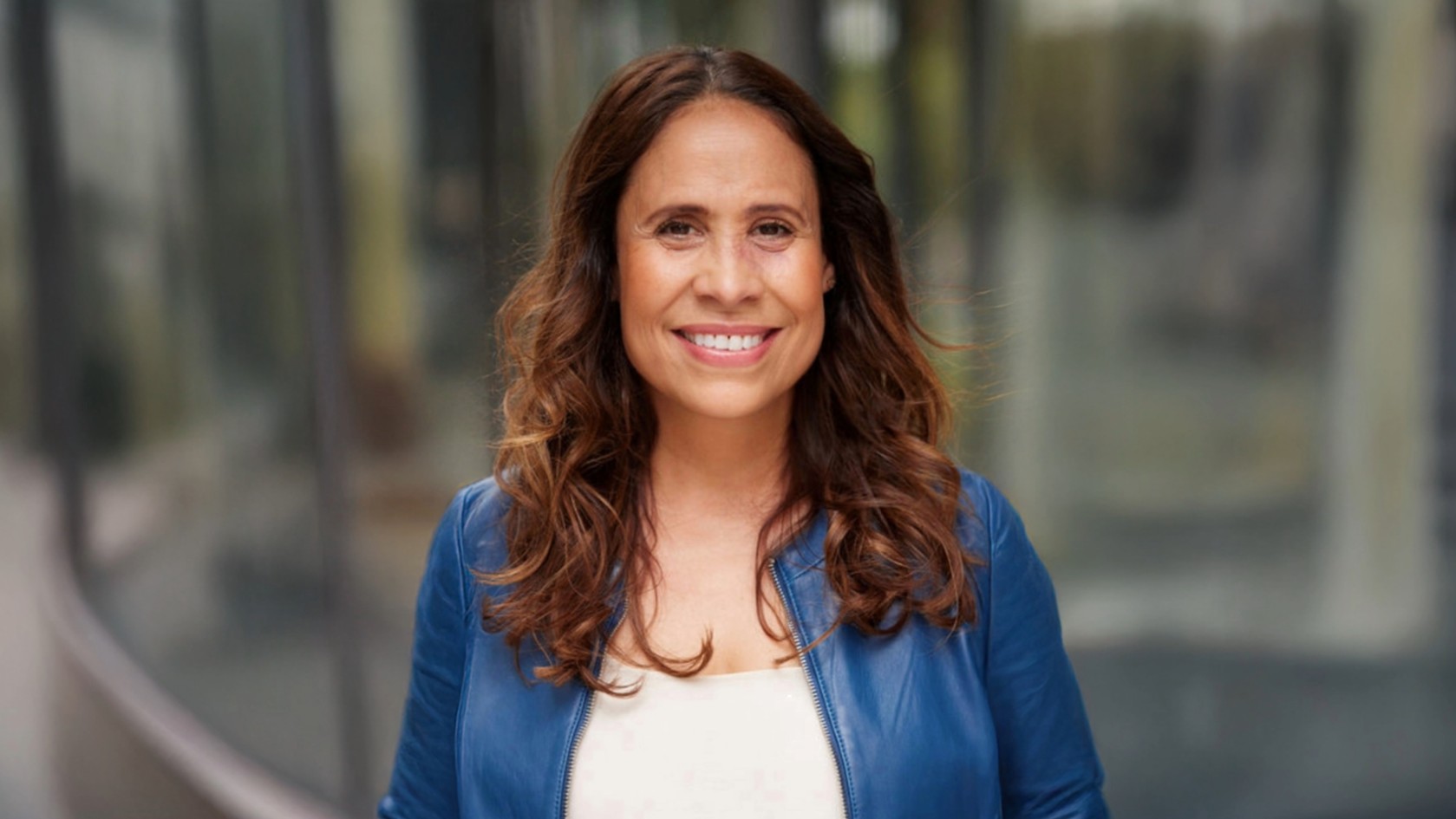 Gap fashiontainment: Pam Kaufman hires Paramount alum Lourdes Arocho