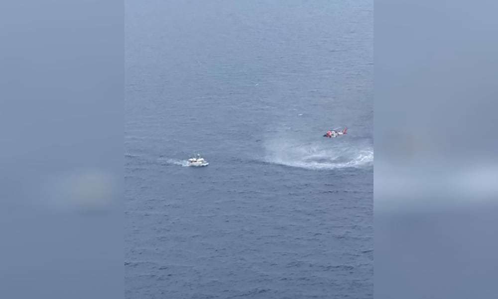 Coast Guard medevacs injured fishing captain from Gulf of Mexico