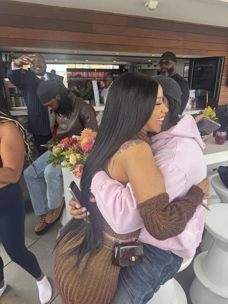 Cardi B reveals wild reason she screamed at 'babydad' Stefon Diggs ...