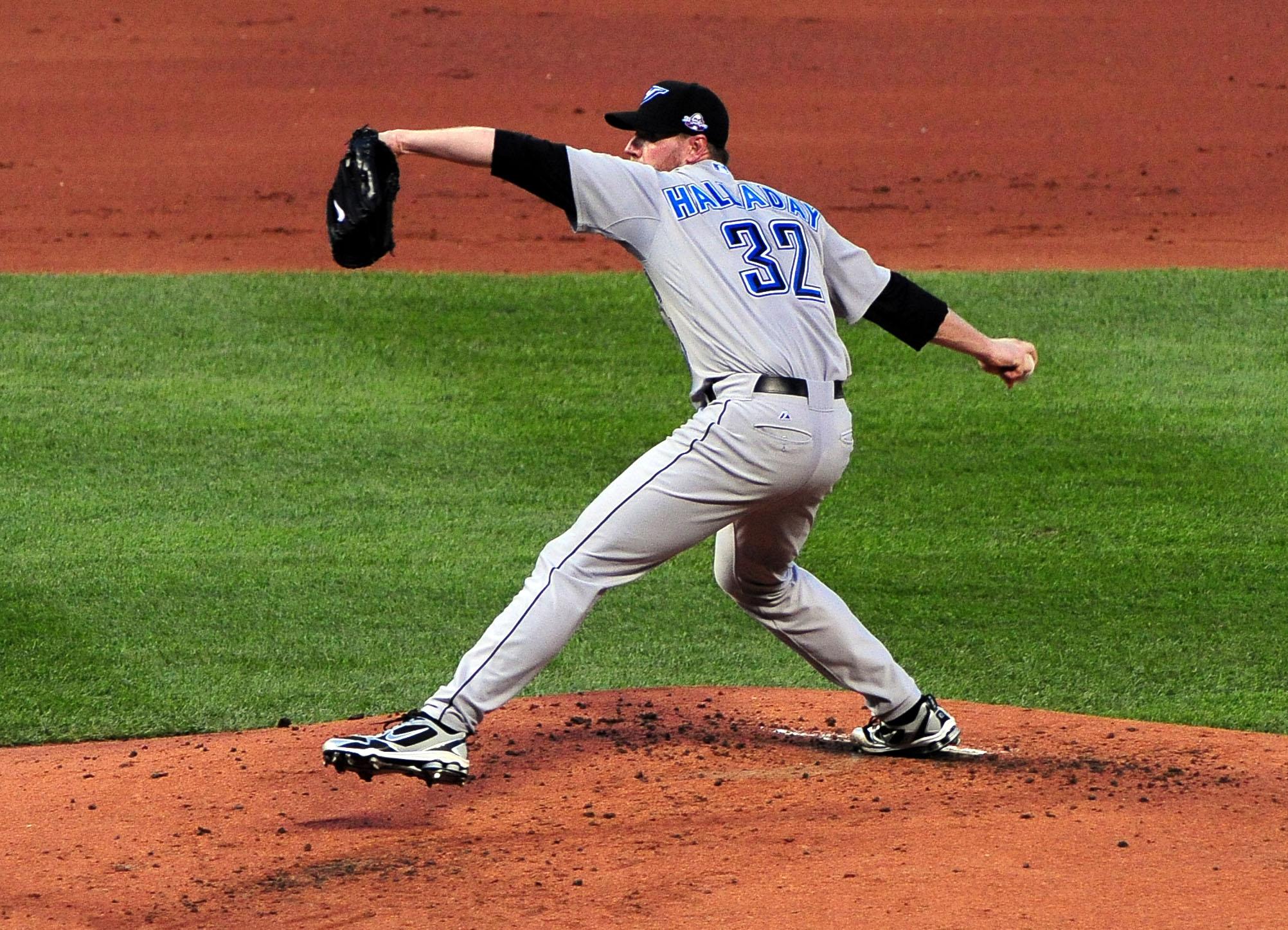 Blue Jays birthdays: Roy Halladay, Pat Borders