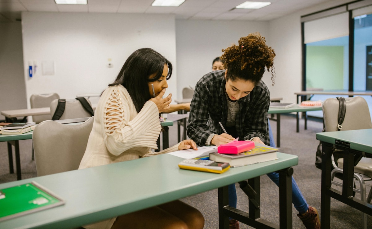 Why US students are suddenly scoring more 'A' grades in writing and ...
