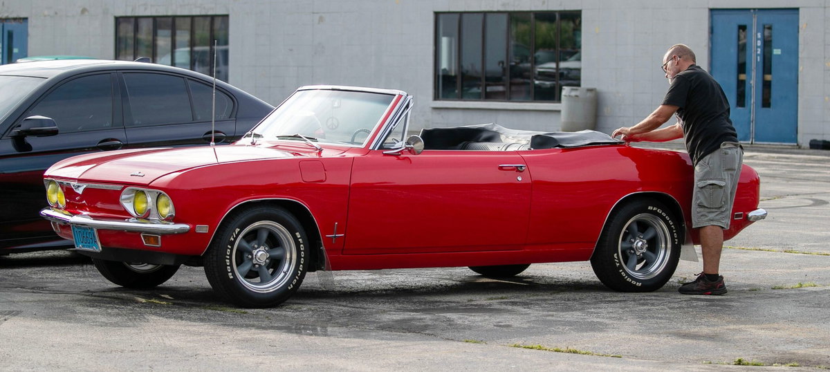 10 of America's most distinctive automobile designs from the 1960s