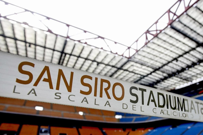 La turistificazione degli stadi di calcio tra prezzi folli e tifo snaturato
