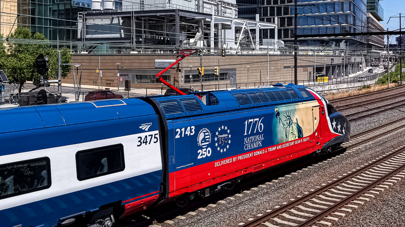 Amtrak and US Transportation Secretary unveil Freedom250 for America’s ...