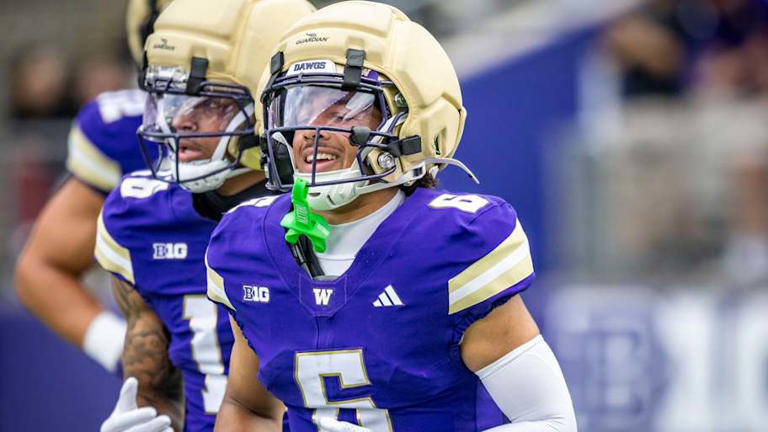 UW roster review: Ignore one play and James had nice debut
