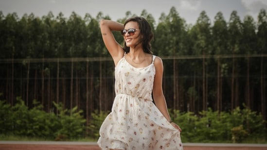 From relaxed fits to airy fabrics: The ultimate guide to dressing for ...