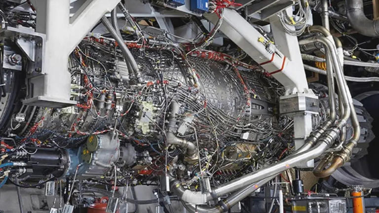 US aerospace firm clears new adaptive engine for Boeing F-47 sixth-gen ...