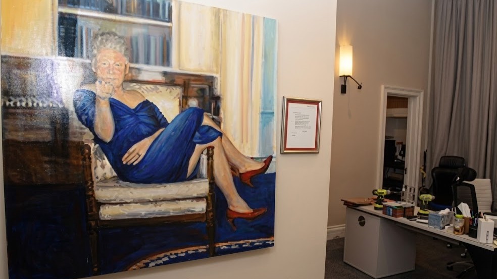 Bill Clinton was painted wearing Monica Lewinsky’s dress - now the ...