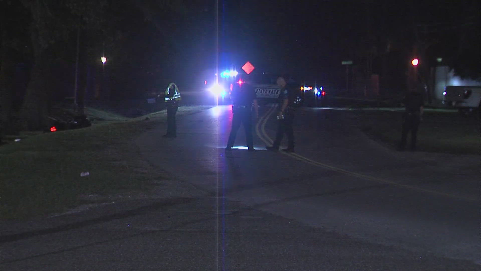 Man dies in early-morning motorcycle crash on Calder Ave in Beaumont