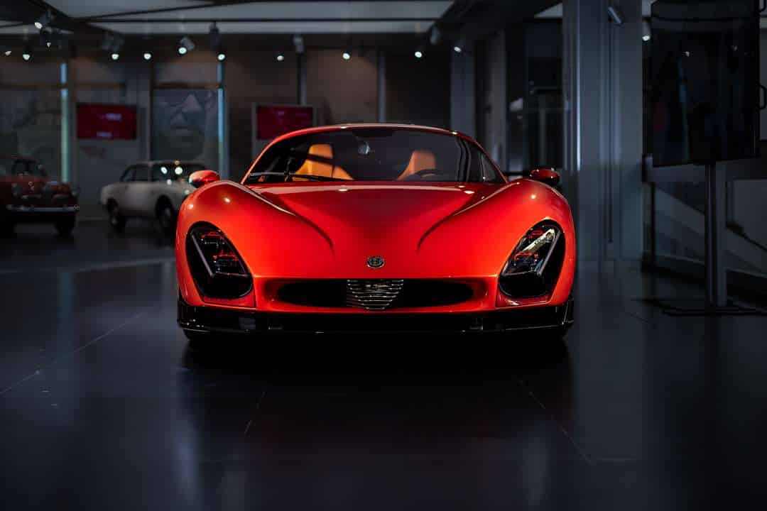 Alfa Romeo 33 Stradale conquista USA e Arese: doppia consegna storica