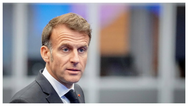 Macron en zijn vrouw in conflict over vermeende sms’jes van actrice