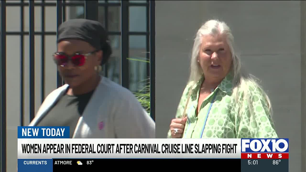 ‘Sorry that we’re here’: Two women face federal charges in court after ...
