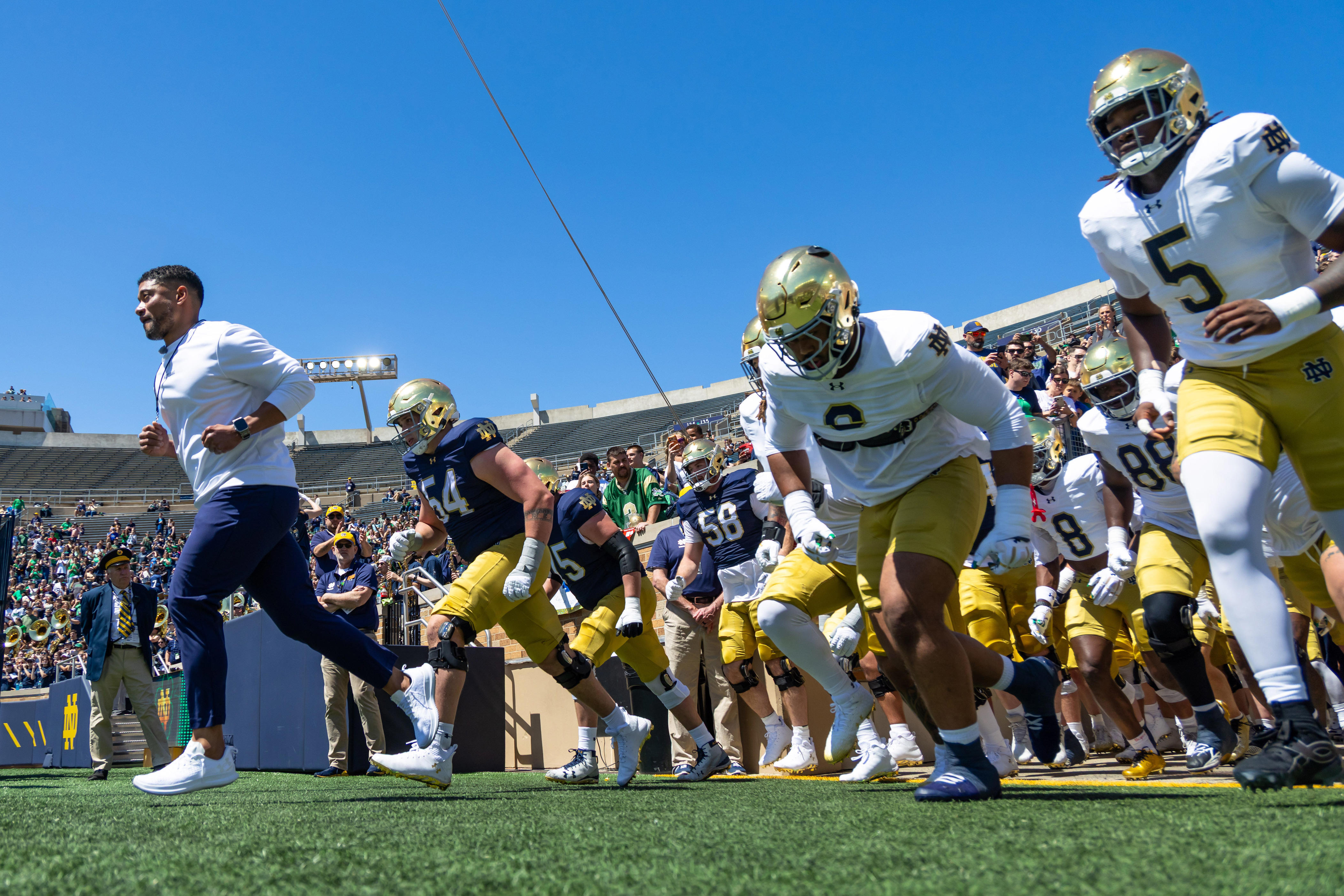 Notre Dame football radio analyst Ryan Harris leaves to focus on law