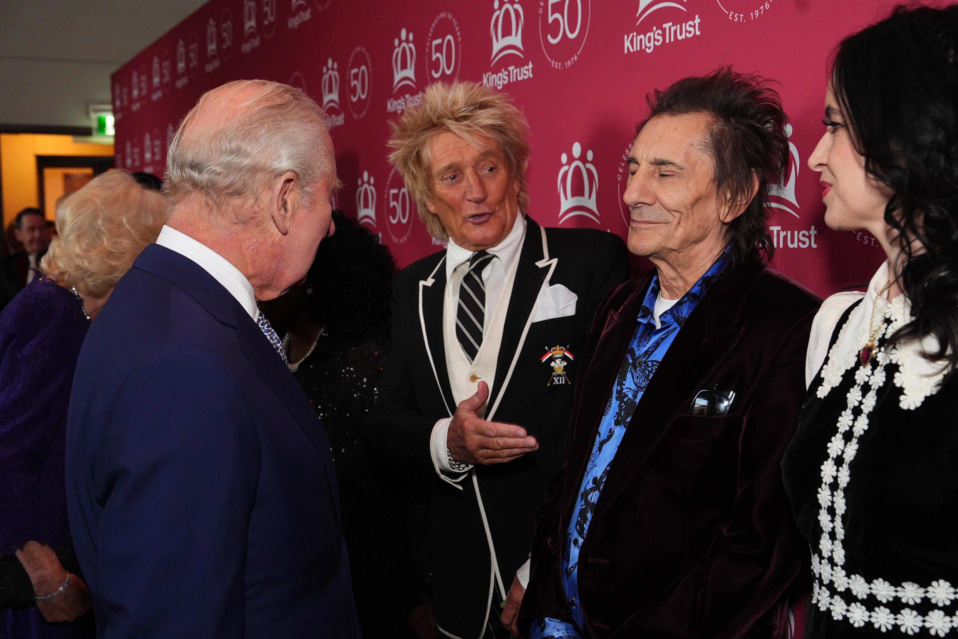 Rod Stewart congratulates King Carlos III for putting "rascal" Trump ...
