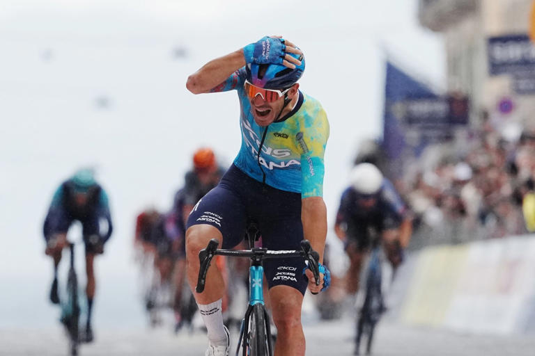Ballerini dodges a late crash to seize a breakthrough Giro stage win in ...