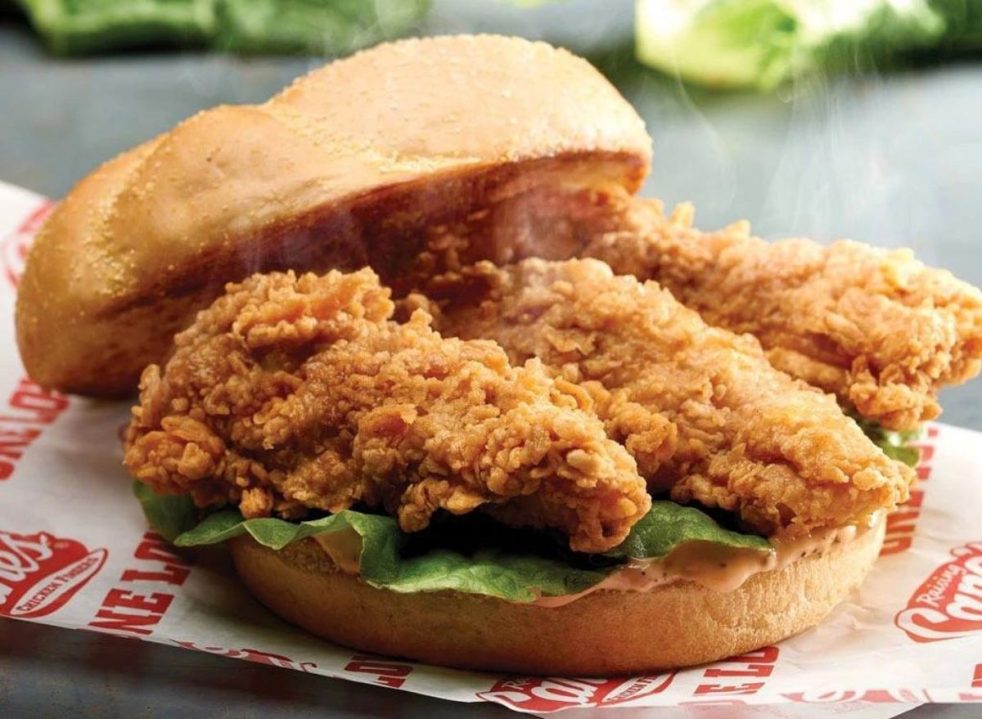 5 best hand-breaded chicken sandwiches at restaurant chains