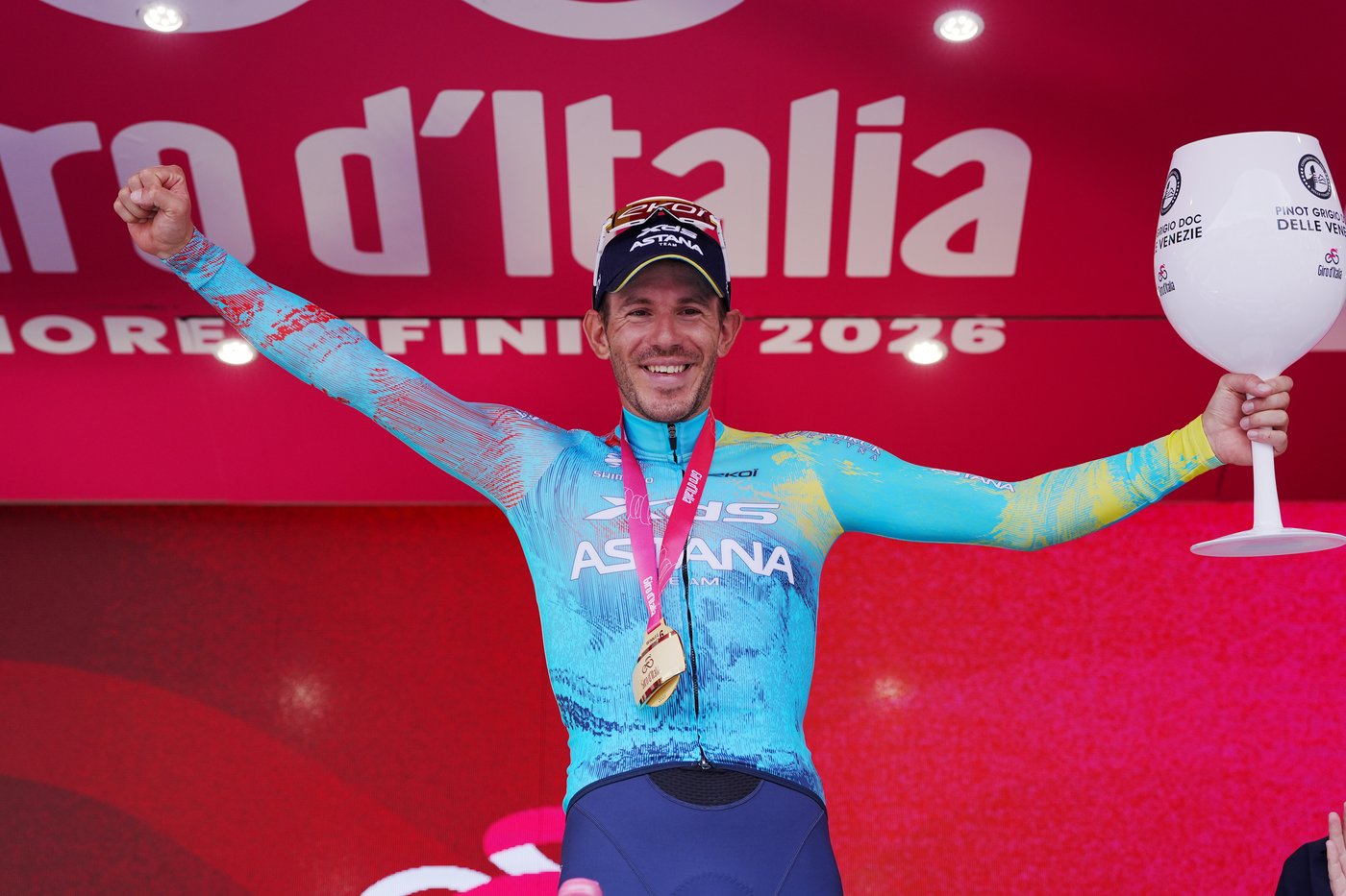 Ballerini dodges a late crash to seize a breakthrough Giro stage win in ...