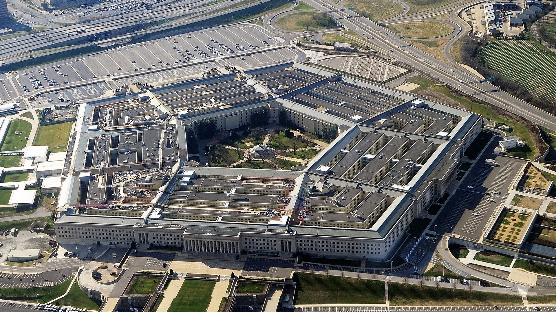 Sources: Pentagon has no new munitions contracts amid concerns over ...