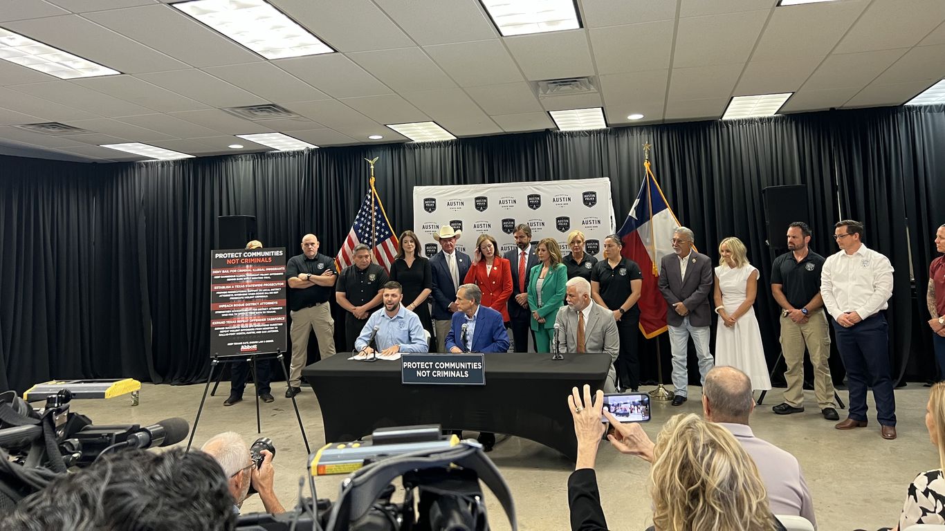 Abbott calls for new impeachment process for district attorneys