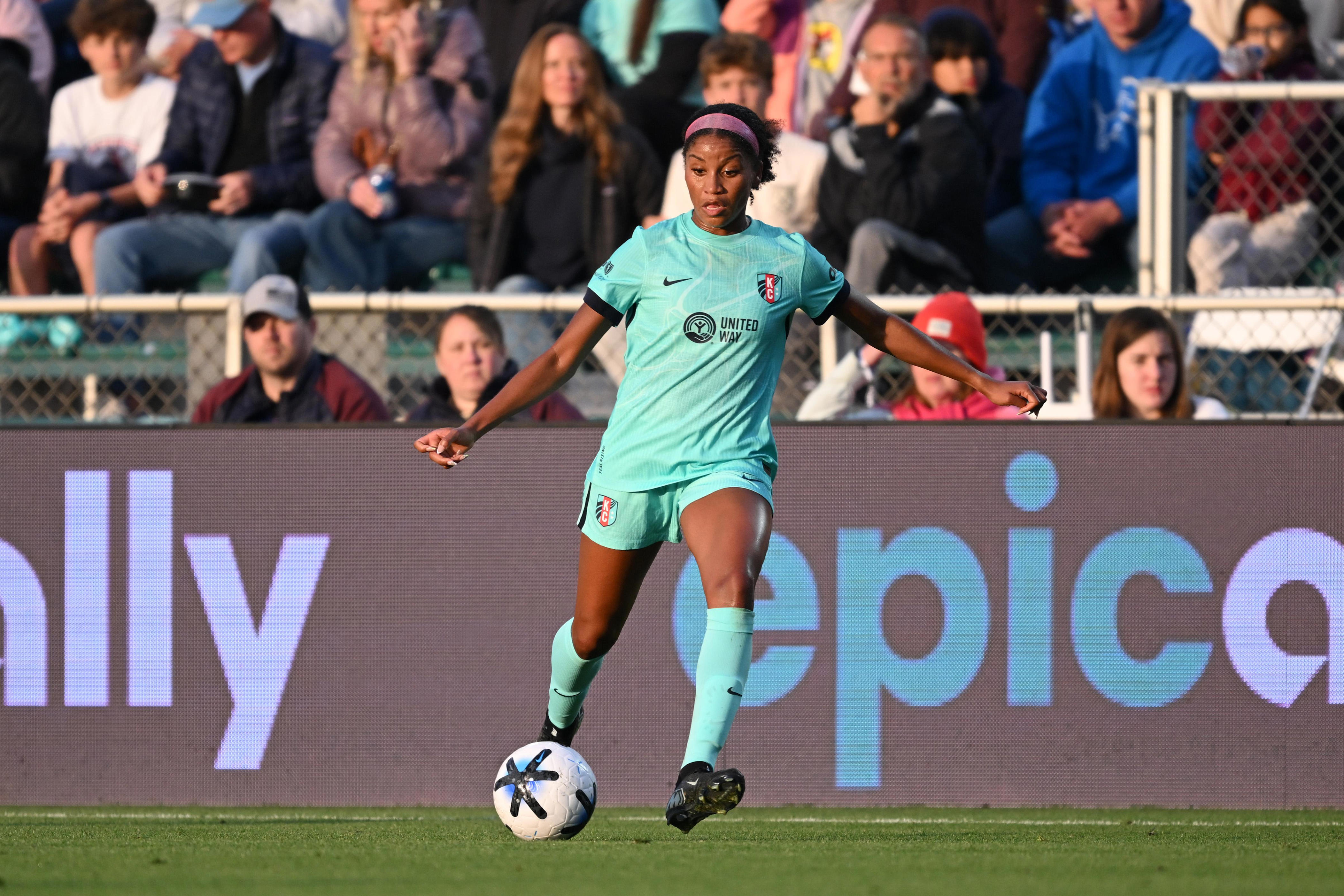 Rookie defender Laney Rouse signs two-year contract extension with ...