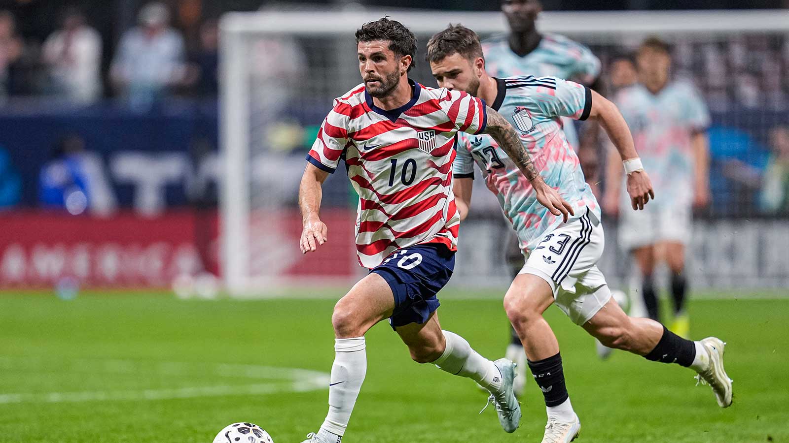 Christian Pulisic goal vs. Senegal draws rave reviews from Landon Donovan