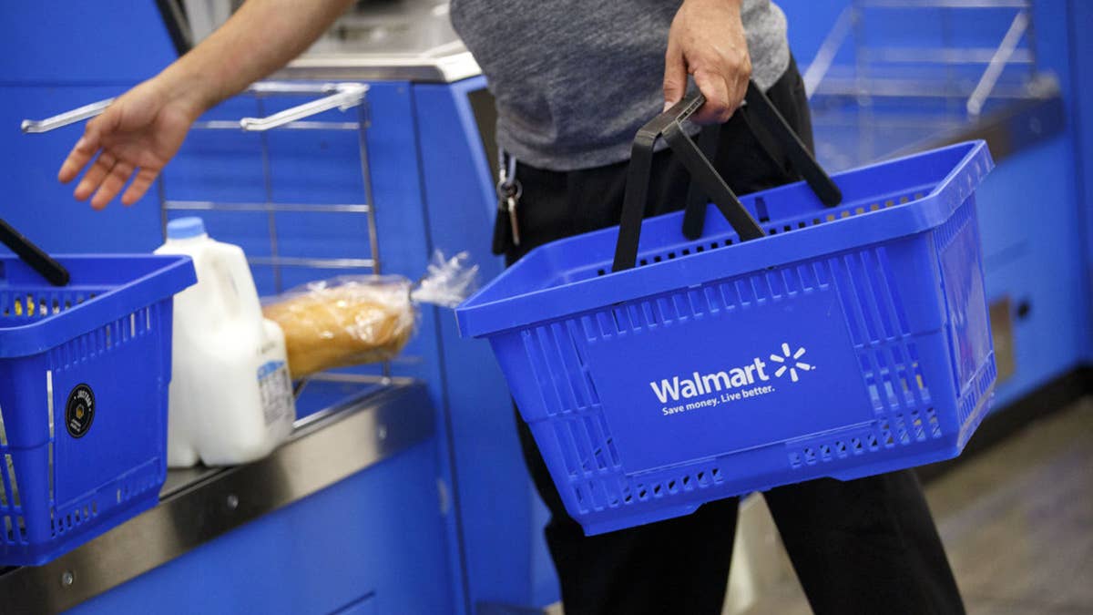 Walmart's Tinyat belt bag: Stylish, waterproof, and just $13 for ...