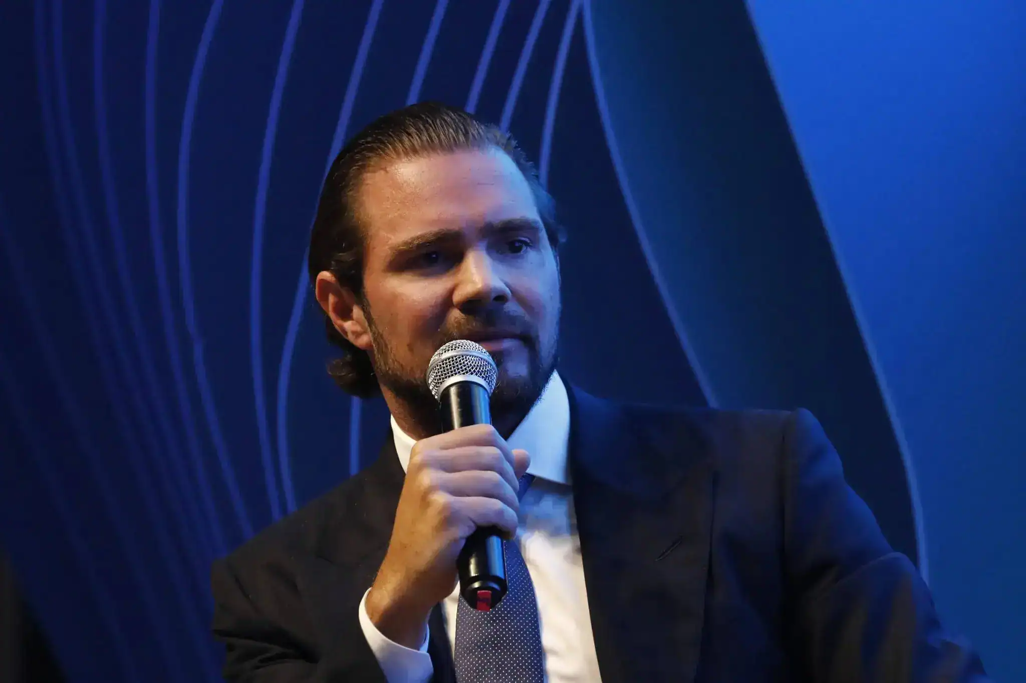 Pai de Daniel Vorcaro é preso em nova fase da Operação Compliance Zero ...