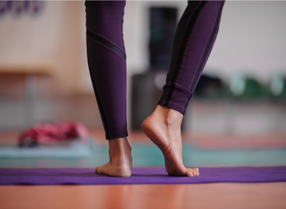 I'm a trainer, and these are the 4 standing exercises adults over 60 ...