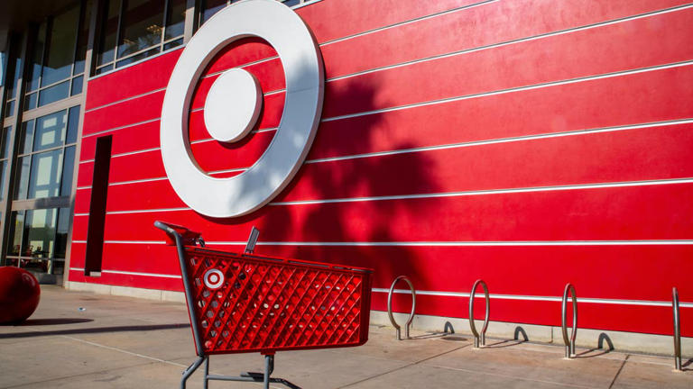 Shoppers say Target’s $25 hummingbird feeder is so easy to use, birds ...