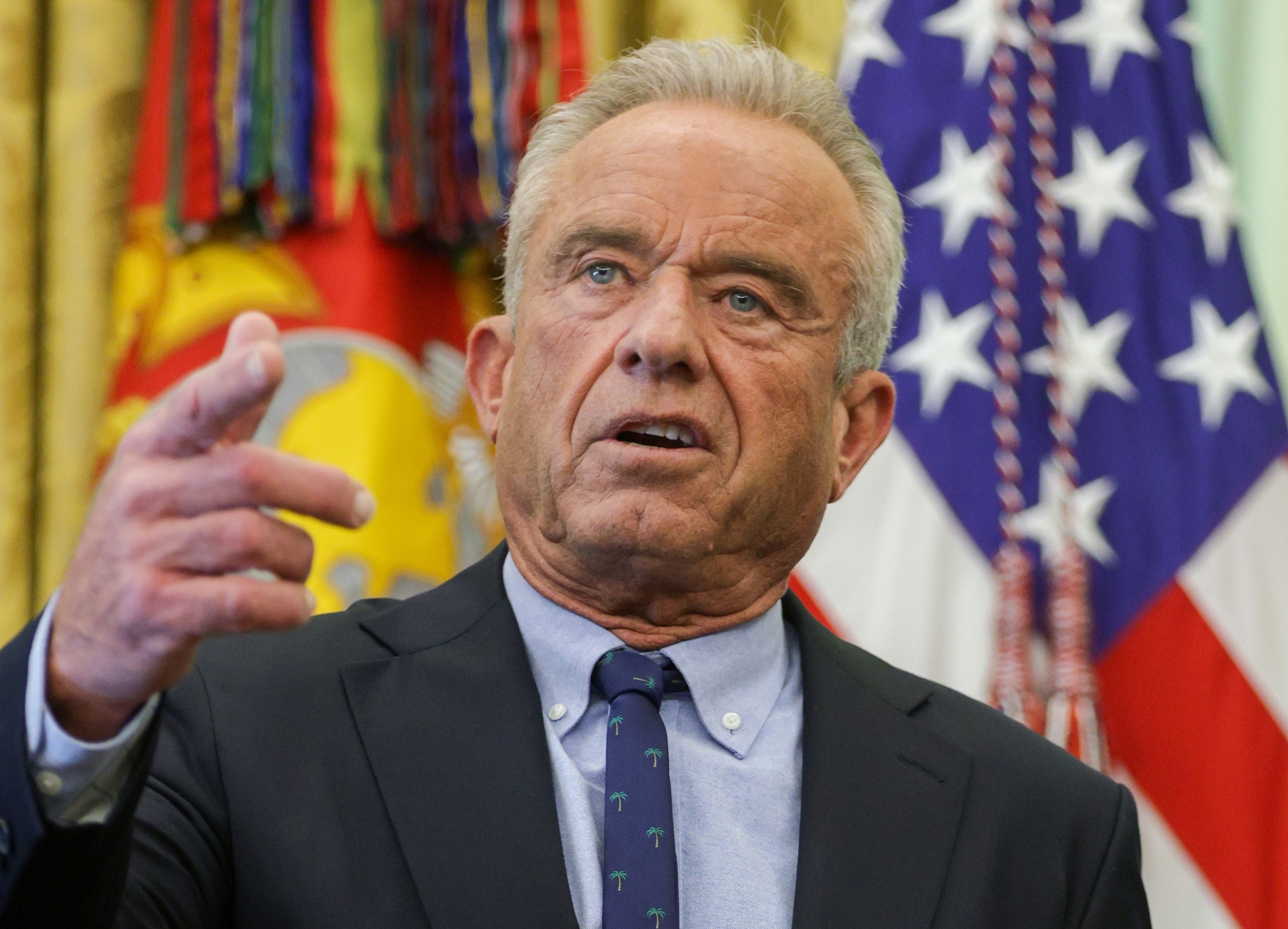 RFK Jr. spokesman resigns over fruit-flavored e-cigarette concerns ...
