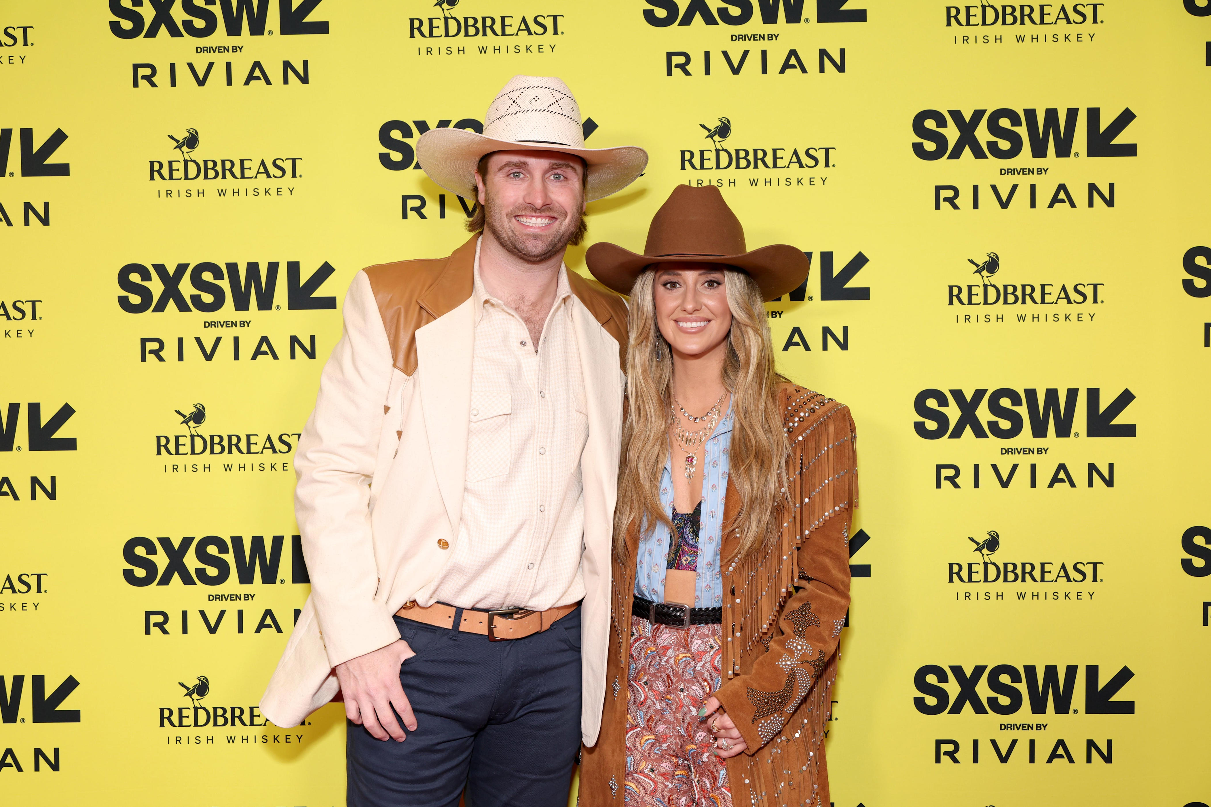 Lainey Wilson marries ex-NFL star Devlin Hodges