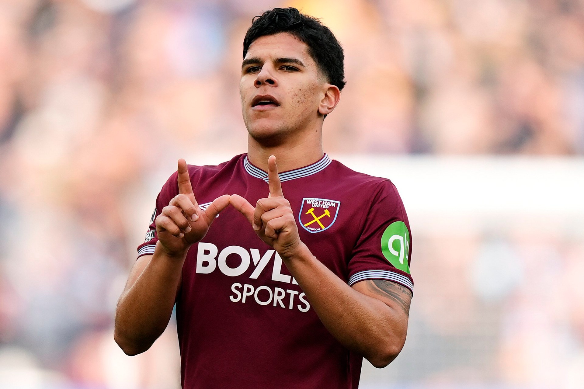 Arsenal urged to sign £42m Man Utd target: 'He's better than Martin ...