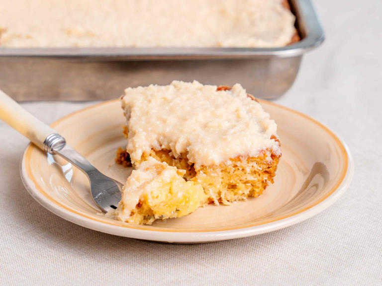 This 80-year-old 'do nothing' cake is so easy to make, you can memorize ...