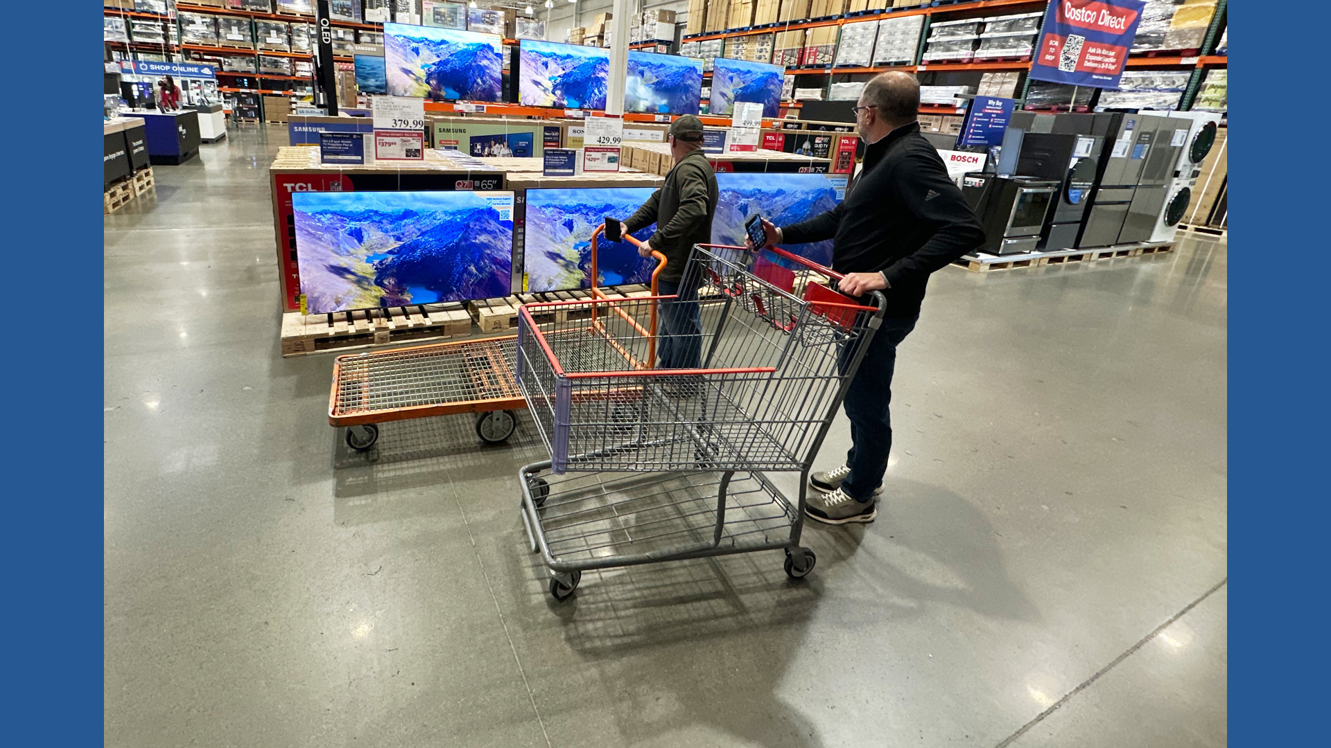 Retail sales rise for third straight month despite weak consumer sentiment
