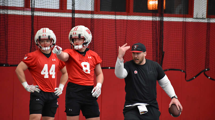 Projecting Wisconsin football's defensive two-deep ahead of summer workouts