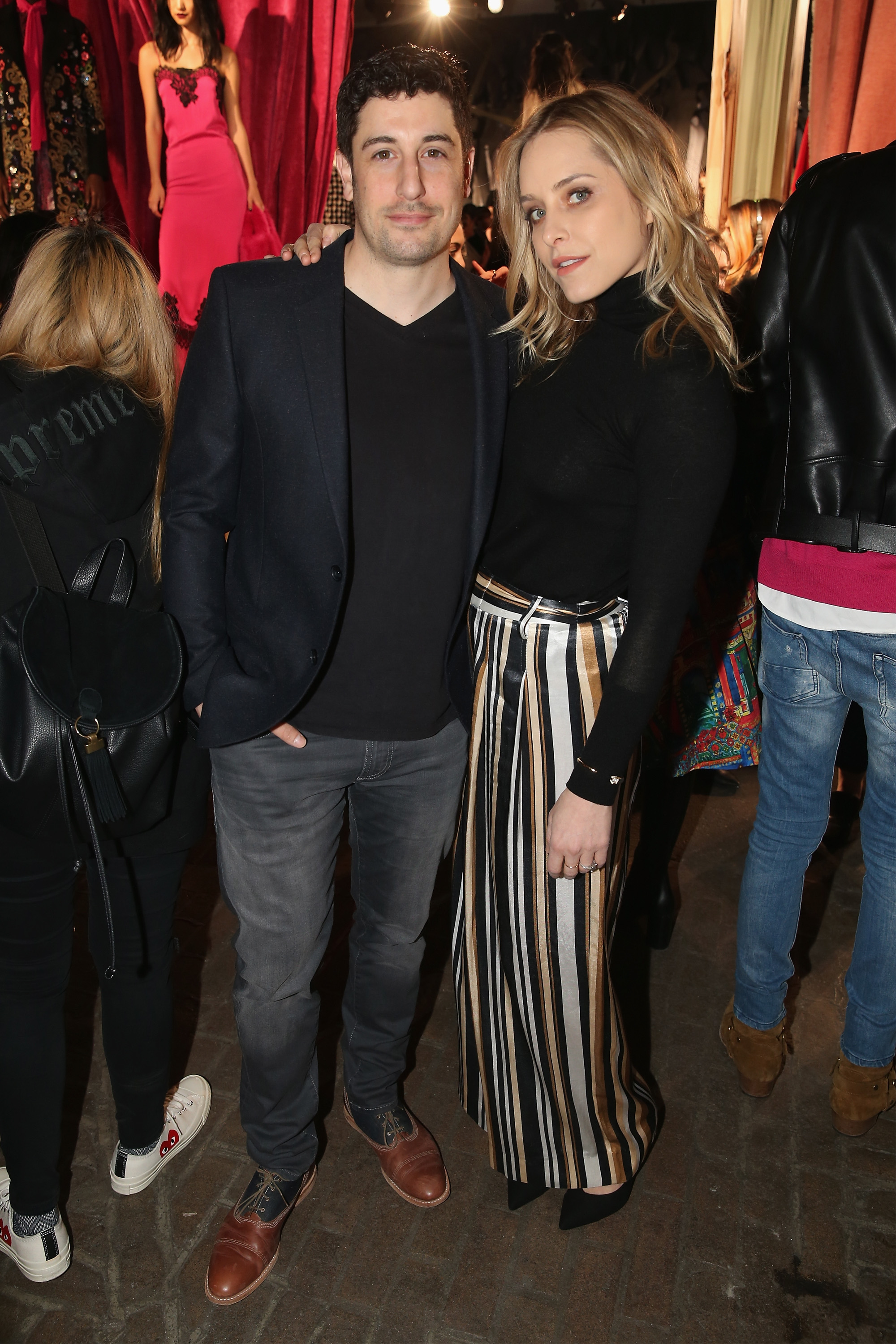 Jason Biggs And Wife Jenny Mollen Split After 18 Years Of Marriage
