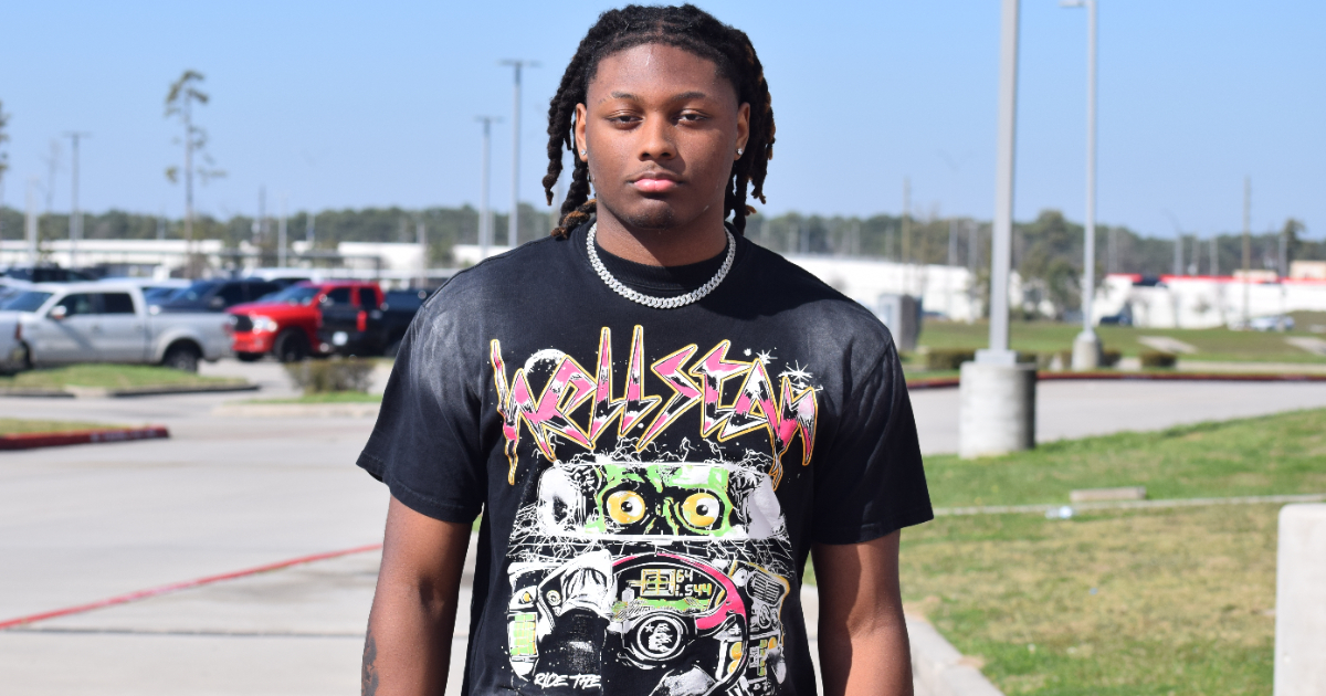 Top 100 DL Xavier Muhammad commits to Michigan
