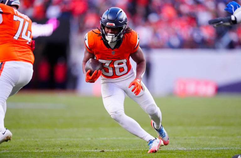 Baltimore Ravens advised to trade for running back