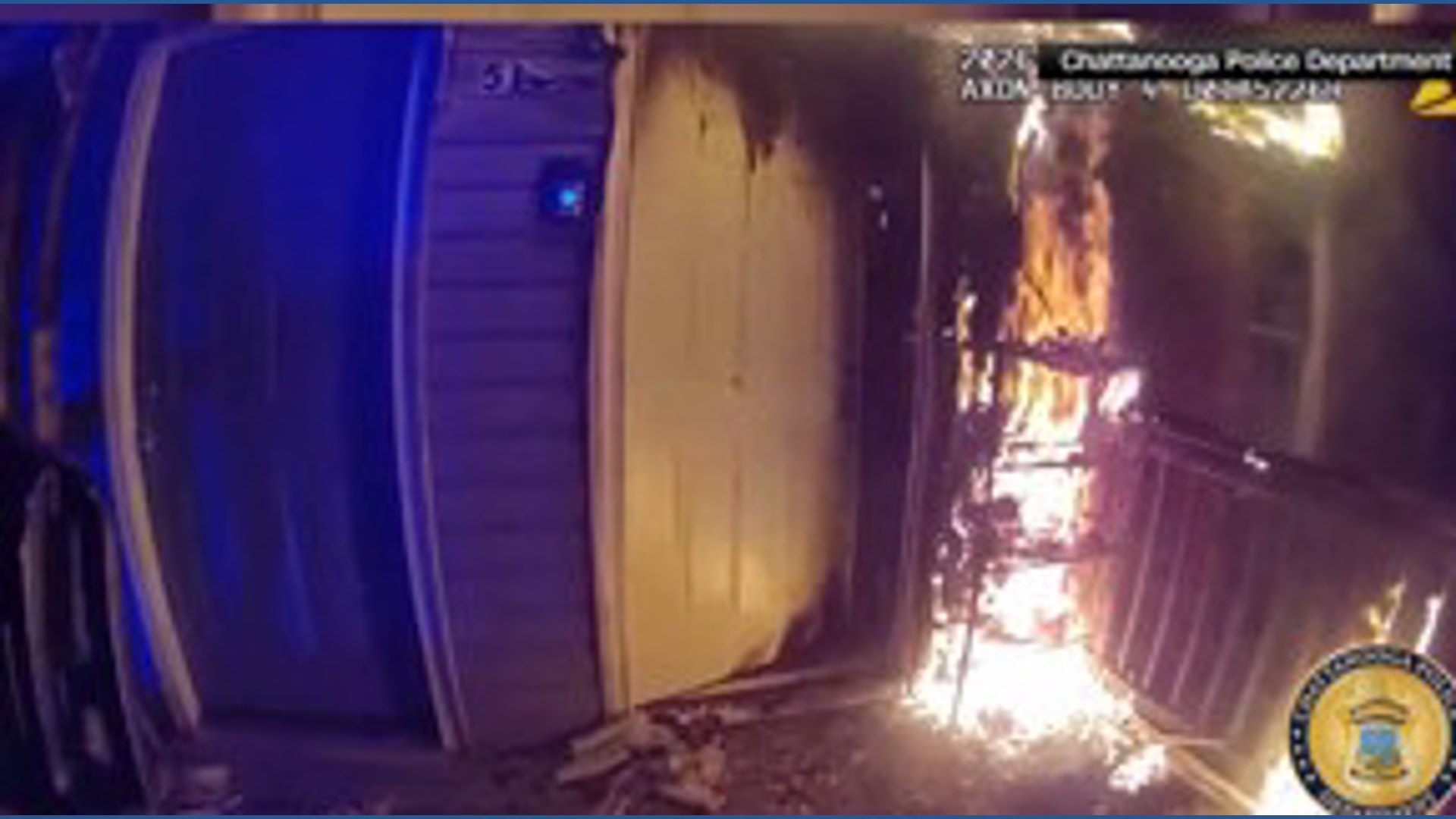 'I had to go in': Hero officer saves mom and kids from burning home