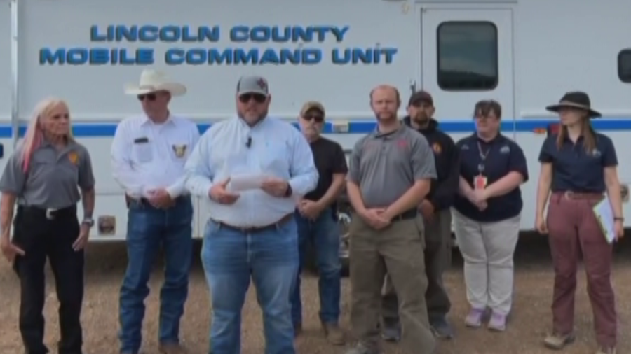 Four killed in medical aircraft crash in New Mexico that ignited wildfire